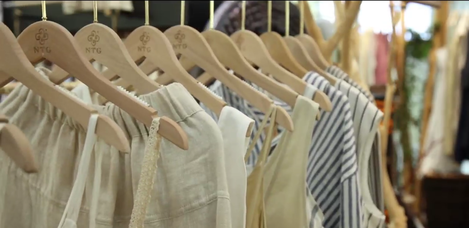 Advantages and disadvantages of linen fabric: – NTGFad